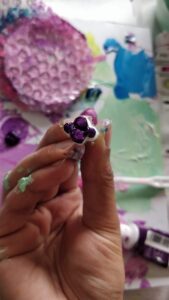 How to Paint Hydrangeas in a Jar Using Q-tips and Bubble Wrap {Easy}