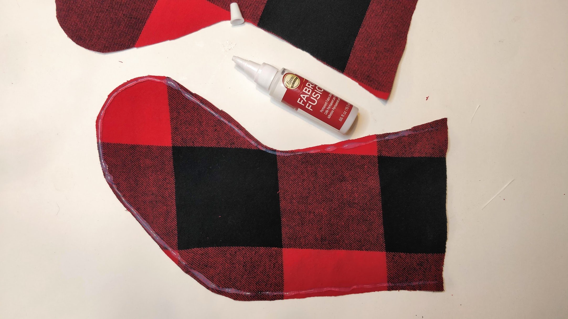 DIY Stockings Made From Old Flannel Shirts {Free Pattern, No-Sew}