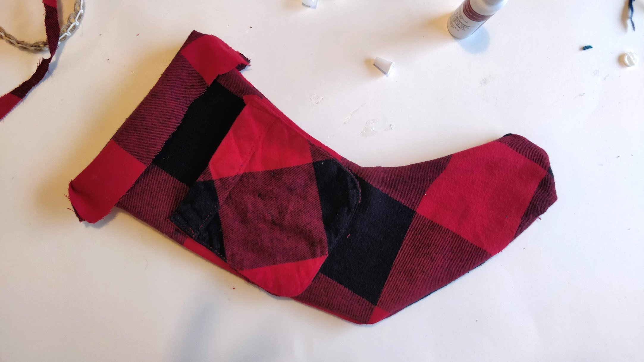 DIY Stockings Made From Old Flannel Shirts {Free Pattern, No-Sew}