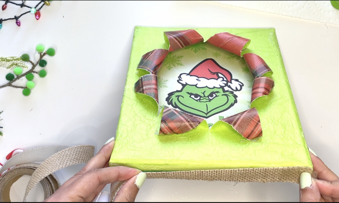 Easy Busted Canvas Tutorial: 3 Designs with Dollarstore Finds